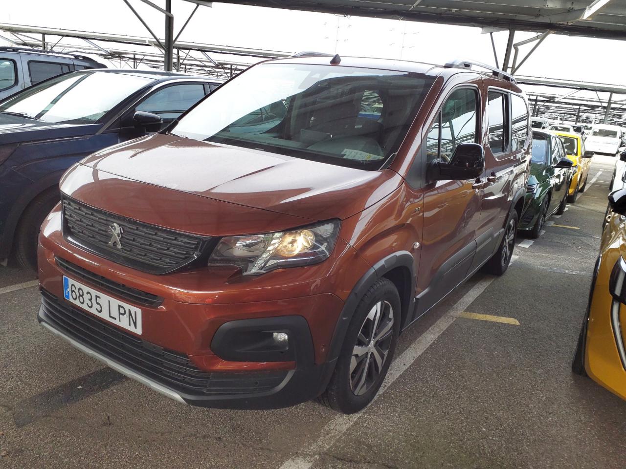 AUTO DECLIC - PEUGEOT-RIFTER- Long PureTech 130 EAT8 GT 7 pl